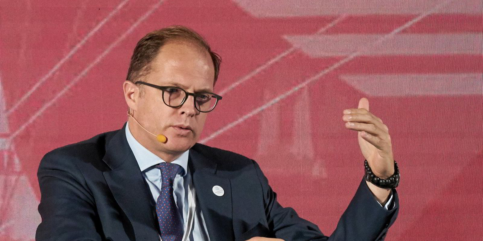 Euronav says smaller tanker owners are ‘pulling their pants down’ on ...