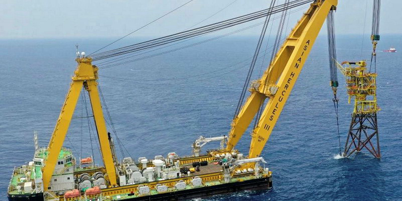 Heavy-lift magic in Malaysia | Upstream Online