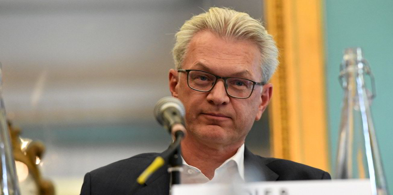 John Fredriksen’s SFL drafts Arctic and DNB to sell bonds worth $200m ...