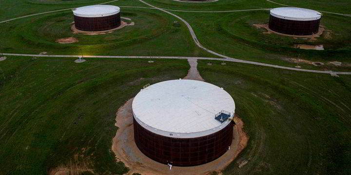 Oil falls as US posts surprise rise in crude inventories | Upstream Online