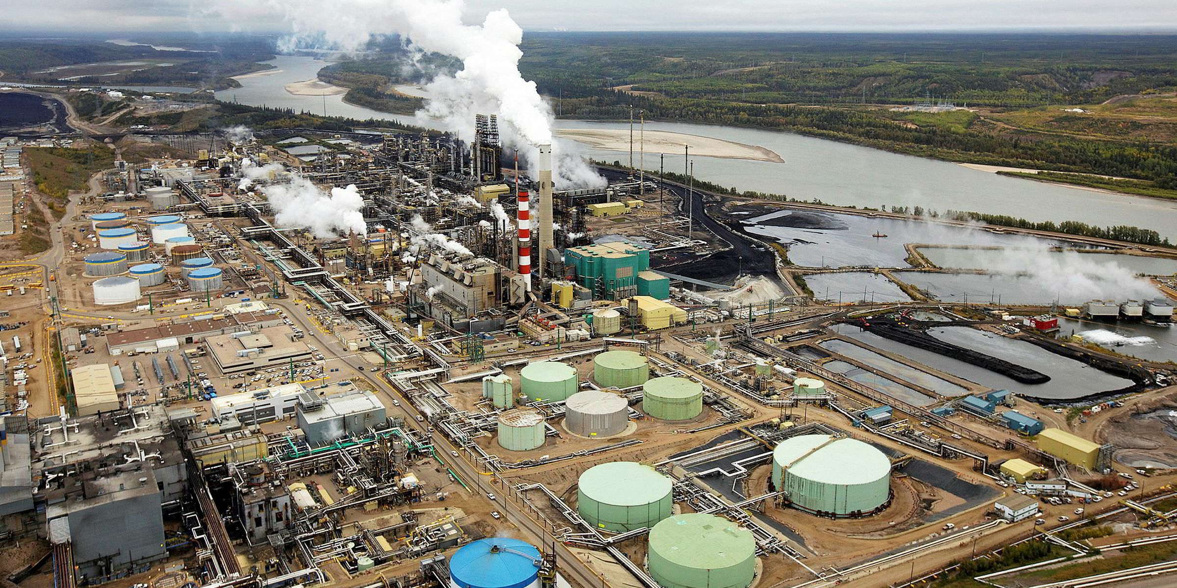 Suncor keeps outlook for 2019 flat despite cuts call | Upstream Online