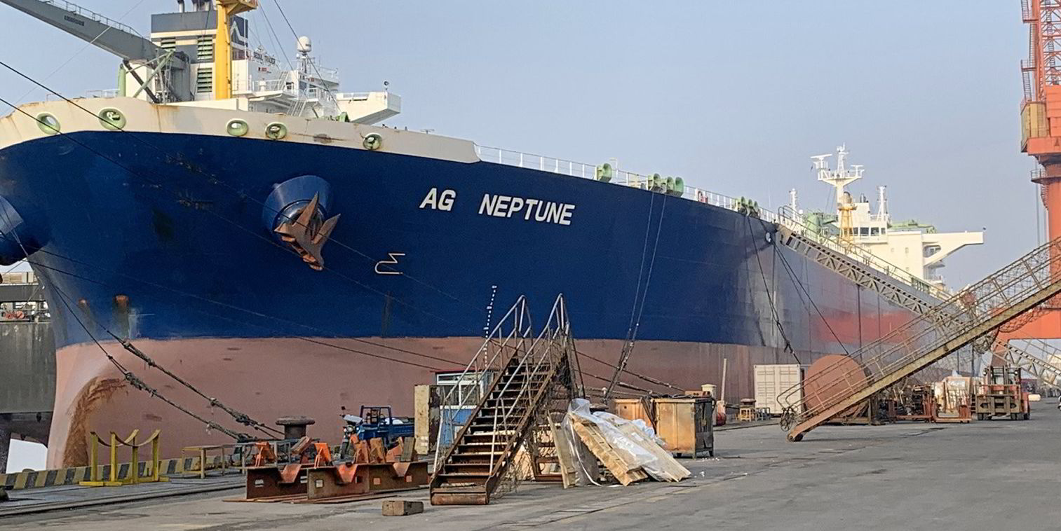 Judge orders mediation for security over Oaktree-linked LR2 tanker ...