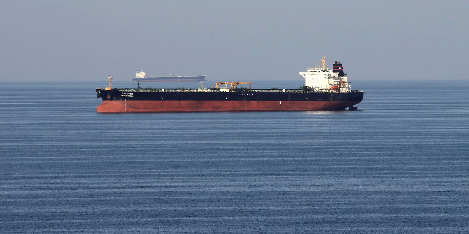 Suezmax tanker rates climb to five-month high, drawing VLCCs to smaller ...