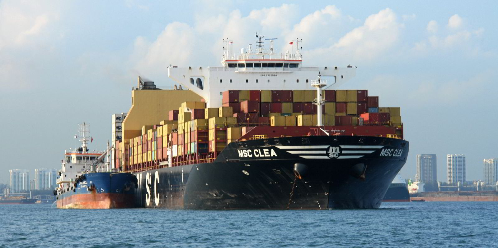 Buyers snap up container ships as secondhand prices plummet | TradeWinds