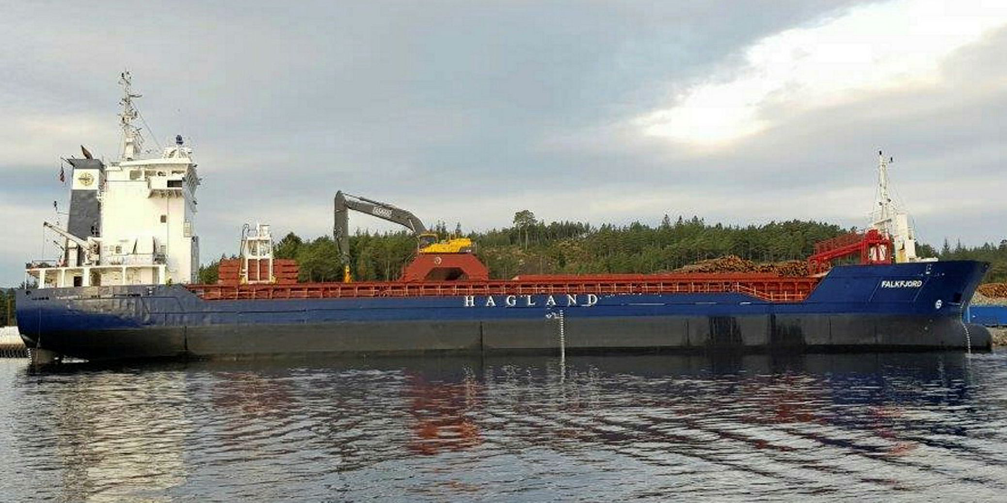 Hagland back to Falkeid for self-unloading bulker hire | TradeWinds