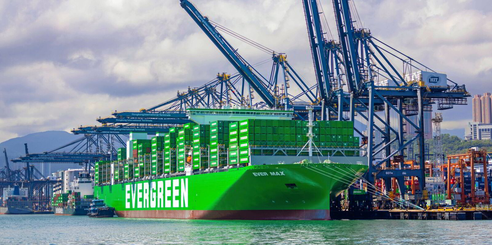 Evergreen eyes switch to LNG over methanol for next large container ...