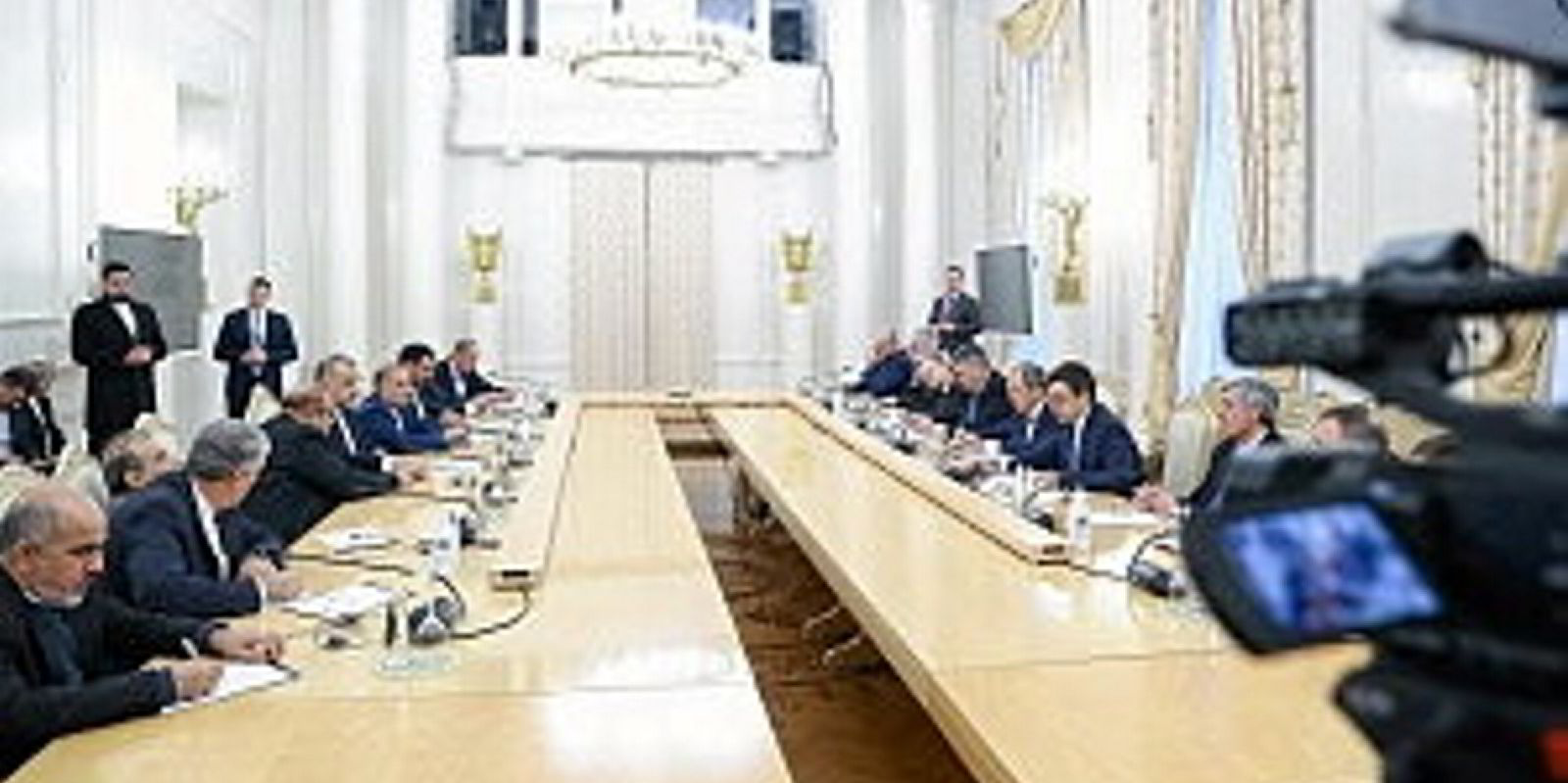 Iran and Russia close ranks against sanctions in Moscow declaration ...