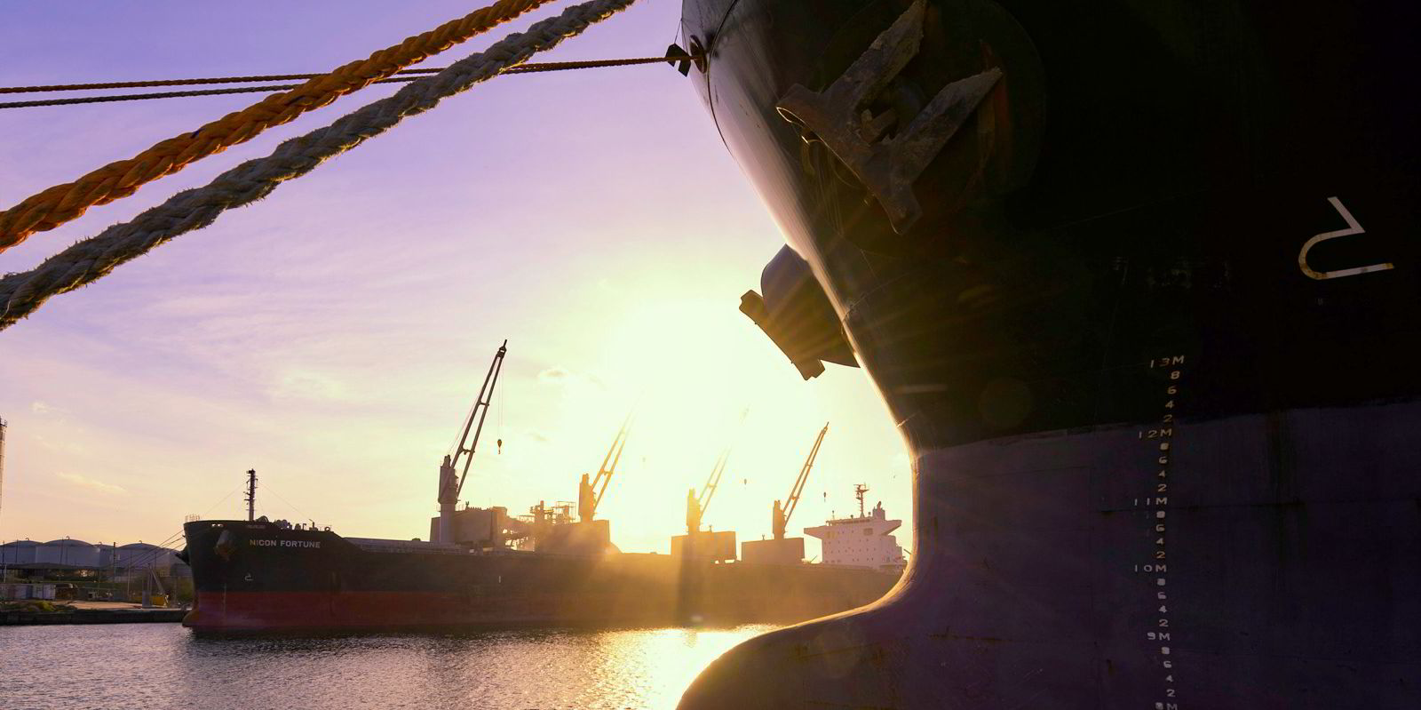 Empire Navigation ship takes Suez Rajan crude to Houston terminal ...