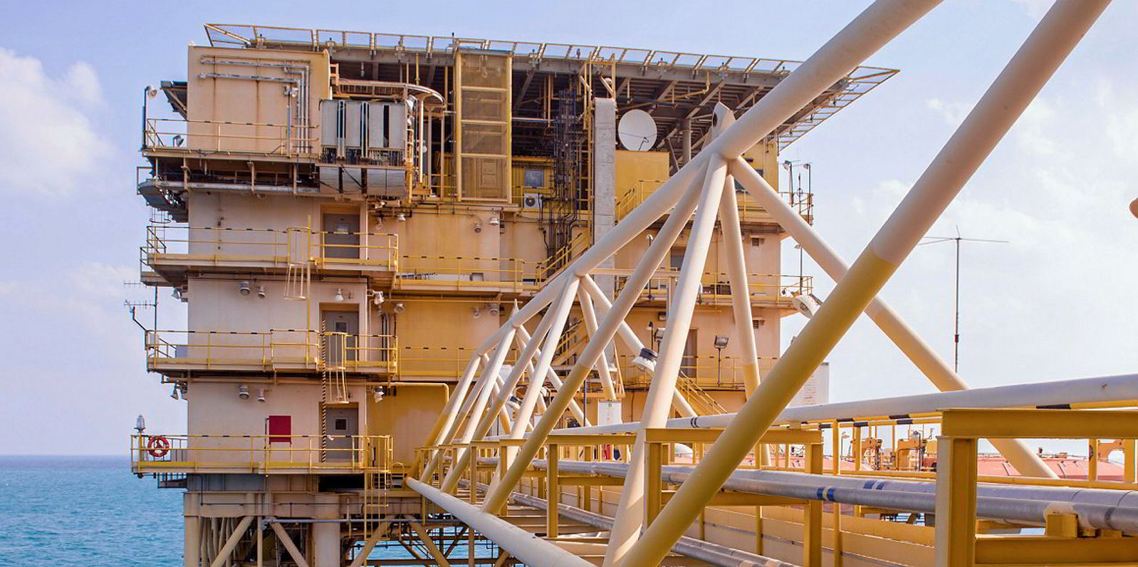 Five ready to battle for new Aramco contract | Upstream Online