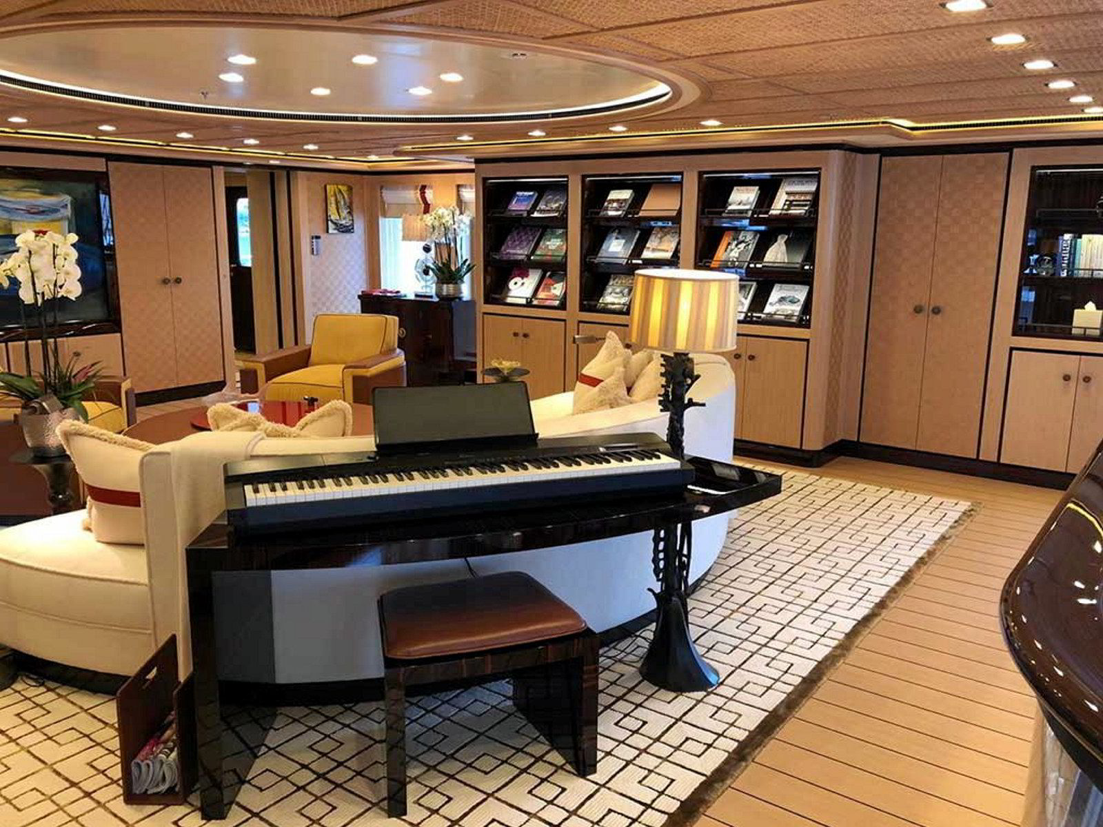 Howe Robinson provides rare glimpse into luxury world of Russian ...