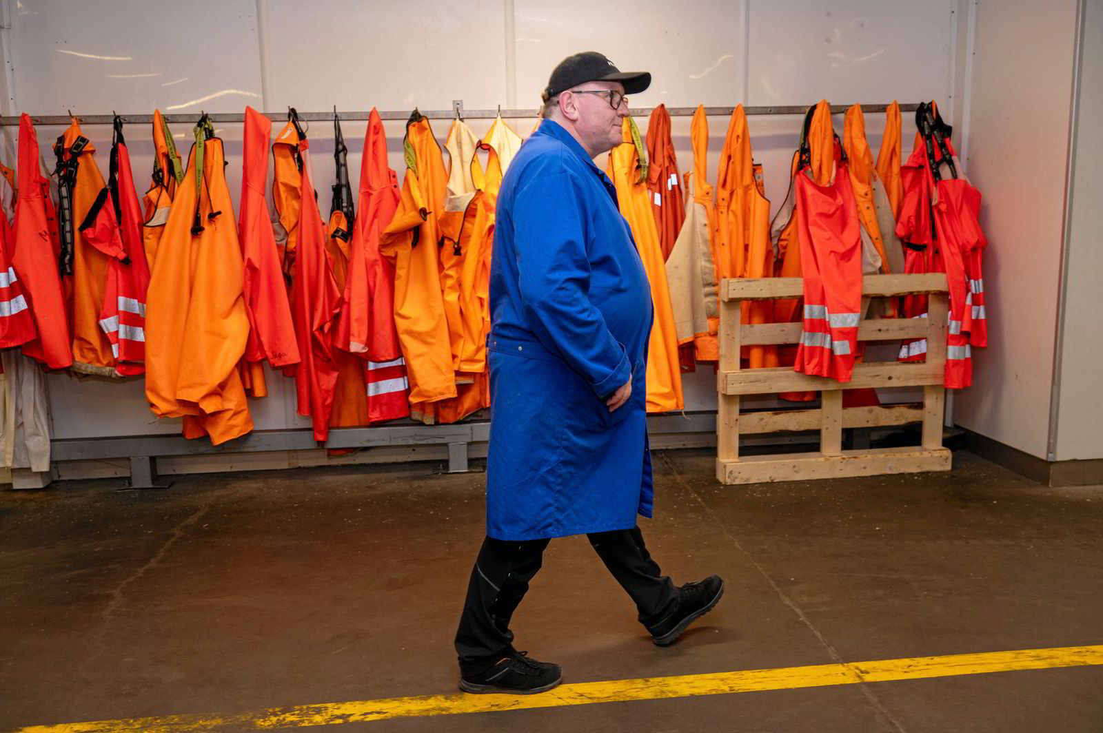 Fabrikken på Træna har en kapasitet på 800 tonn fisk per døgn - bli med inn på et av Pelagias ...