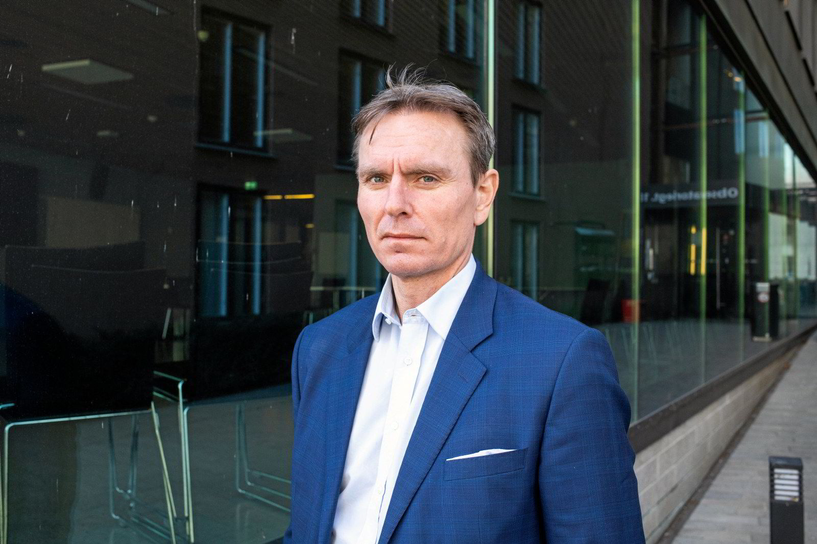 Rundt 200 politikere og byråkrater hadde tilgang til innsideinfo om ...