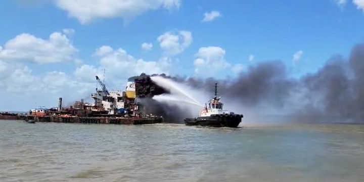 Scrapping work sparks explosion and fire on tanker in Caribbean ...