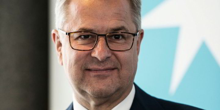 AP Moller-Maersk rakes in record profit but eyes ‘dark clouds on the ...