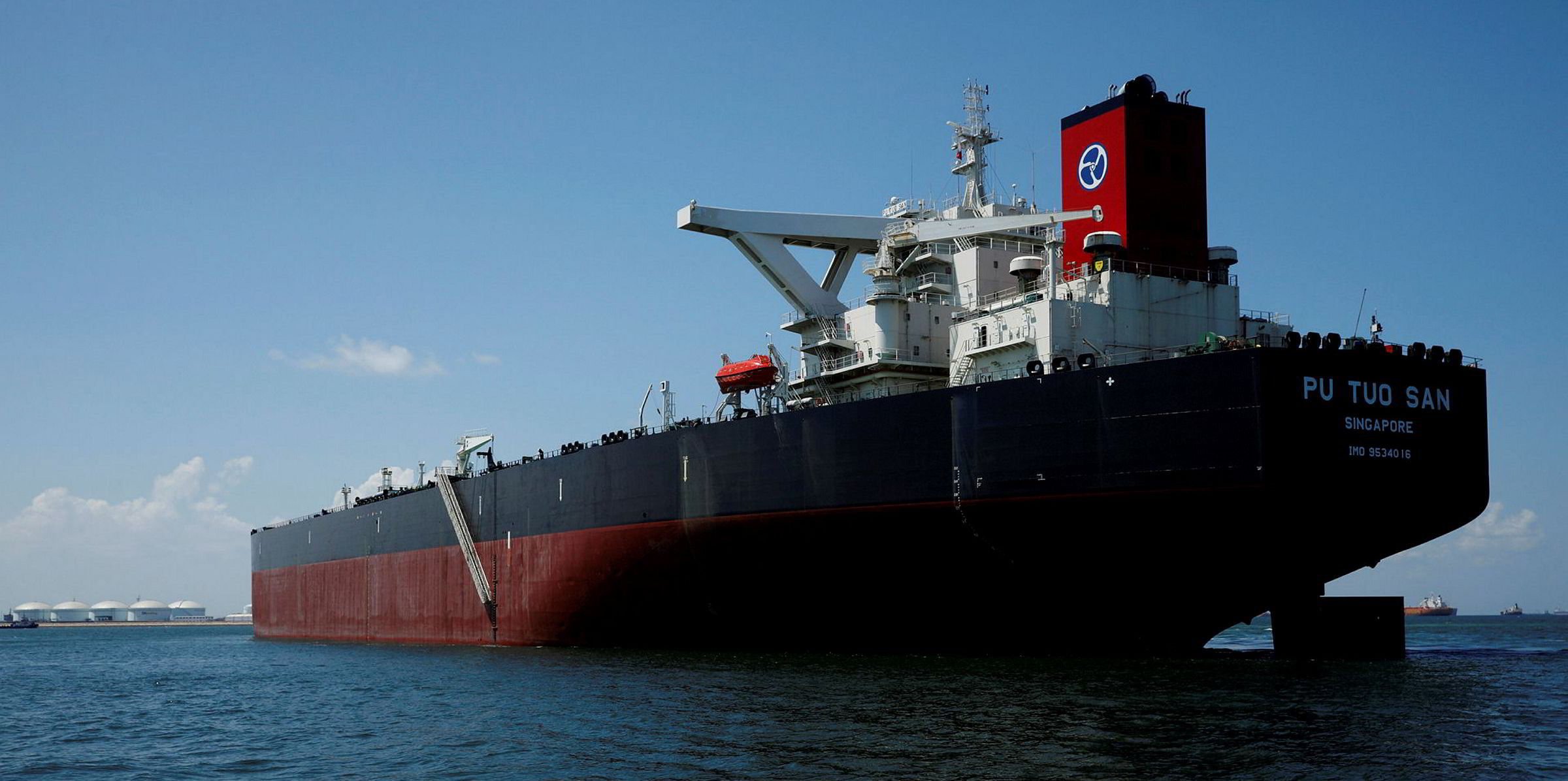 Scrubber-fitted VLCCs earn more than $100,000 a day | TradeWinds