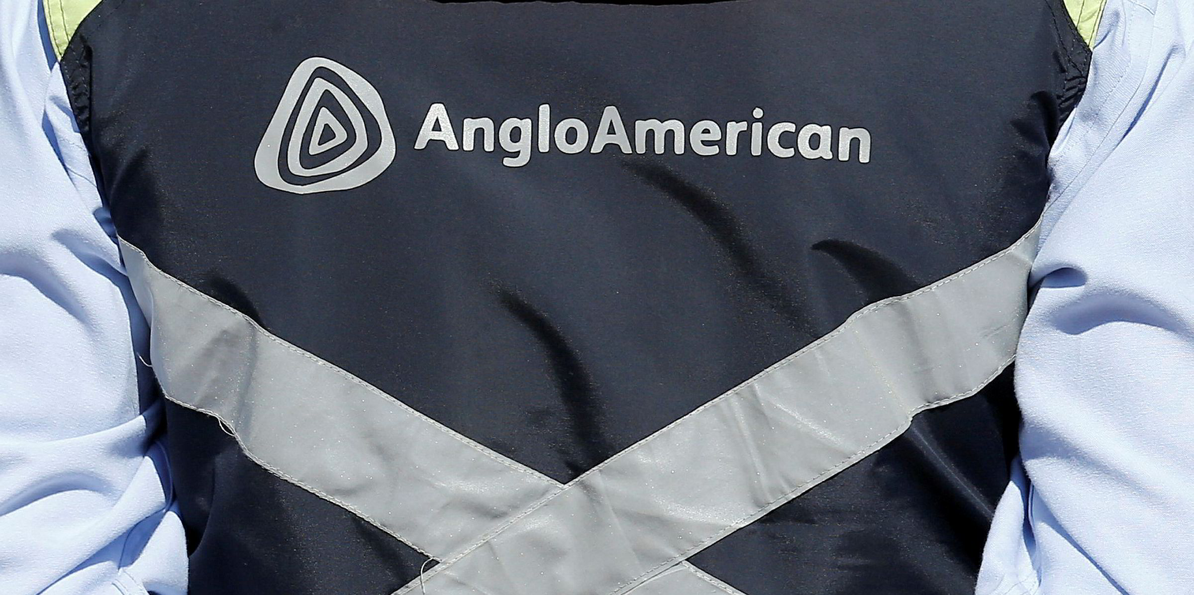 Companies jostle to own miner Anglo American’s $600m LNG-fuelled bulker ...