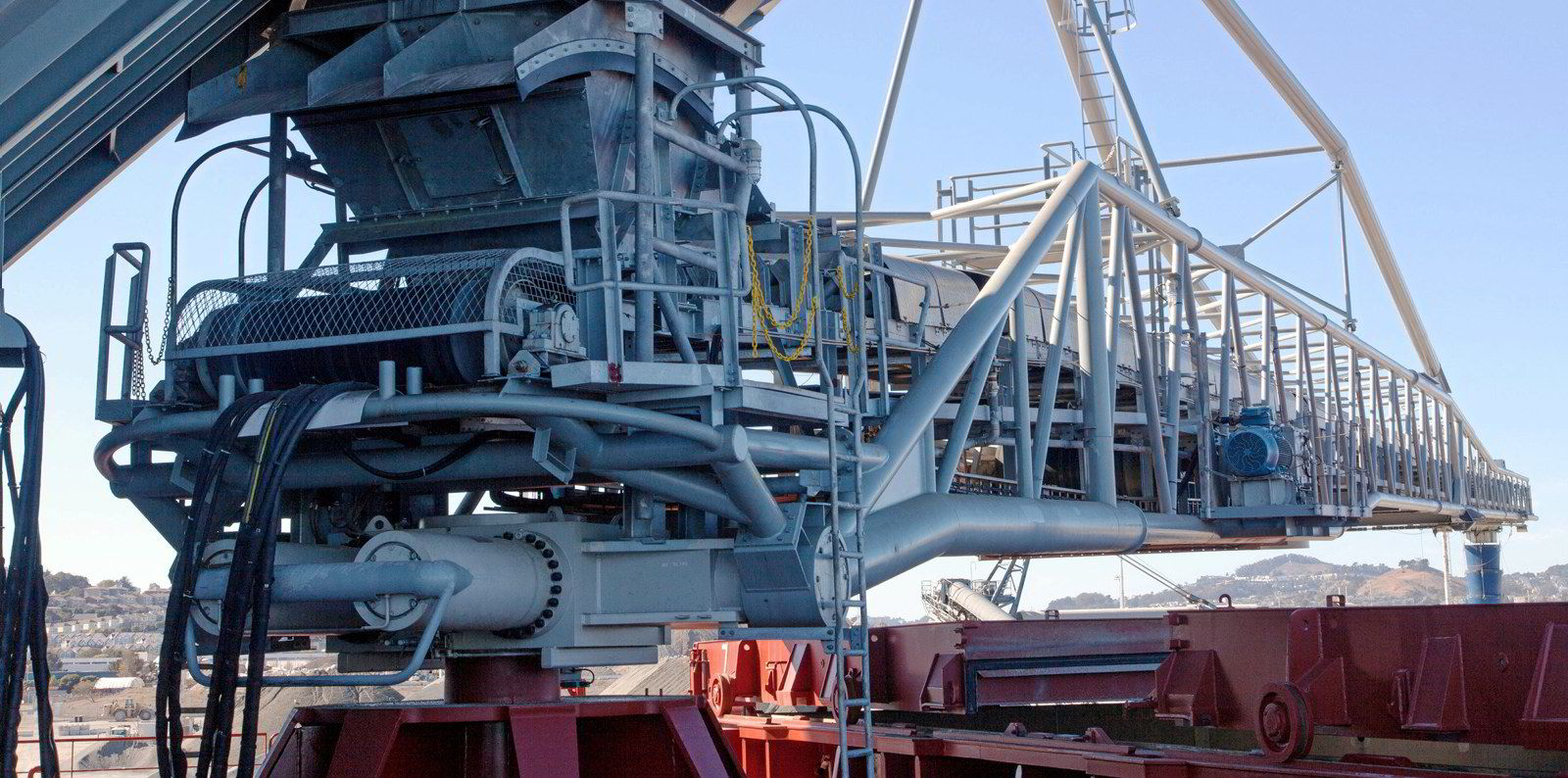 CSL Group takes stake in bulk material handling systems company ...