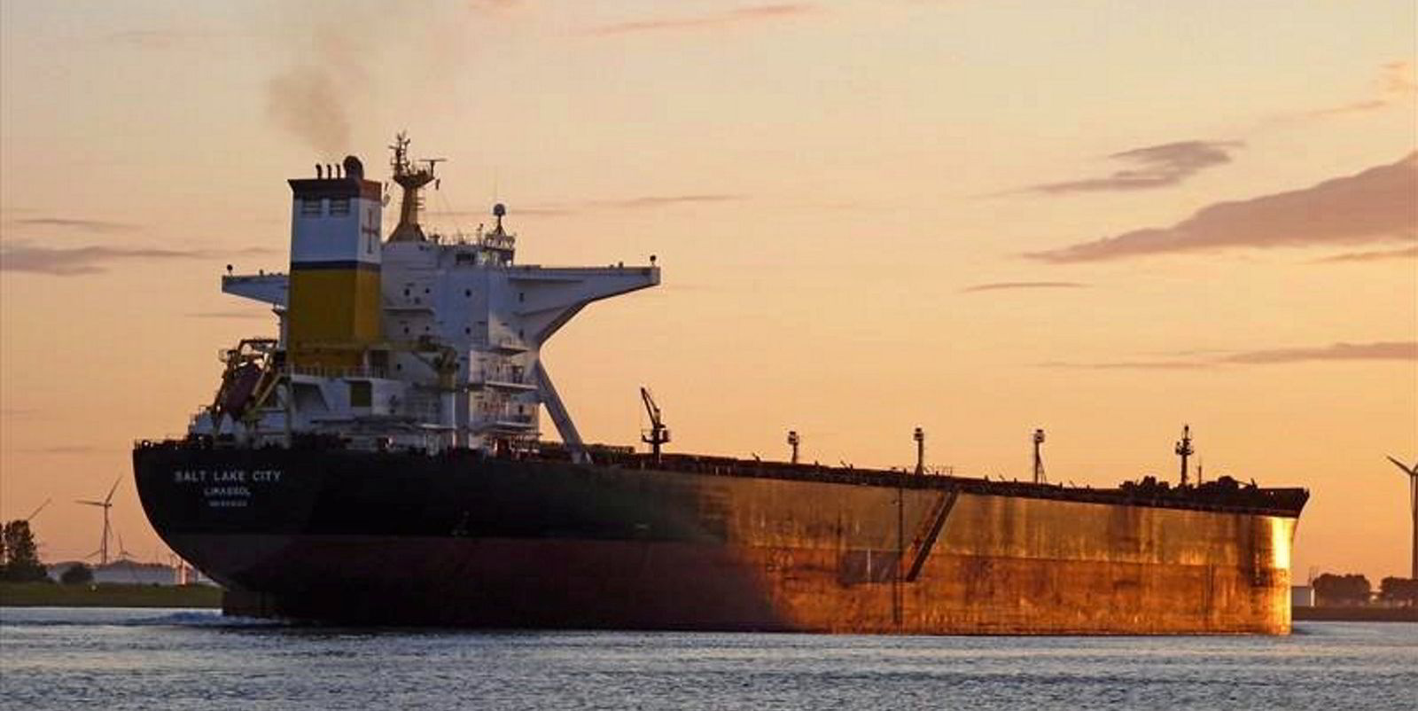 Capesize spot rates continue to fall amid supply imbalance | TradeWinds