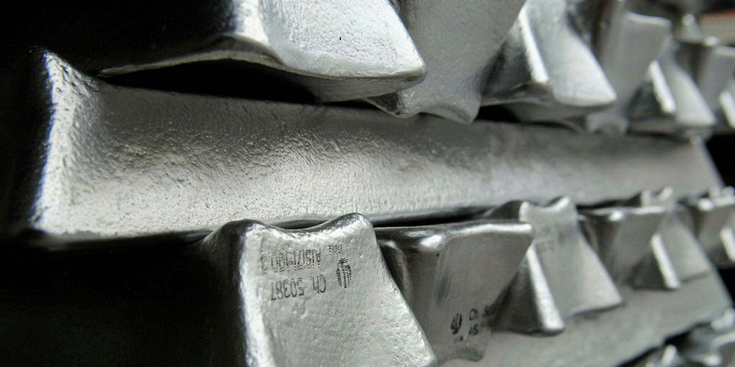 Aluminium giant Norsk Hydro hunts wind and solar talent to lead ...