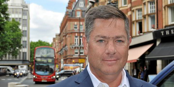 Howe Robinson triples LNG team with big-name hires | TradeWinds