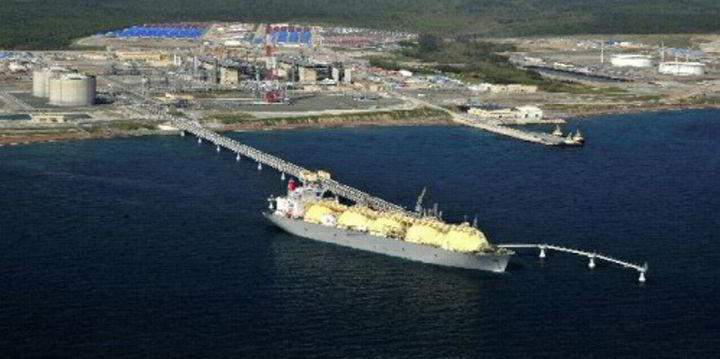 LNG carrier holed in berth accident at Sakhalin | TradeWinds