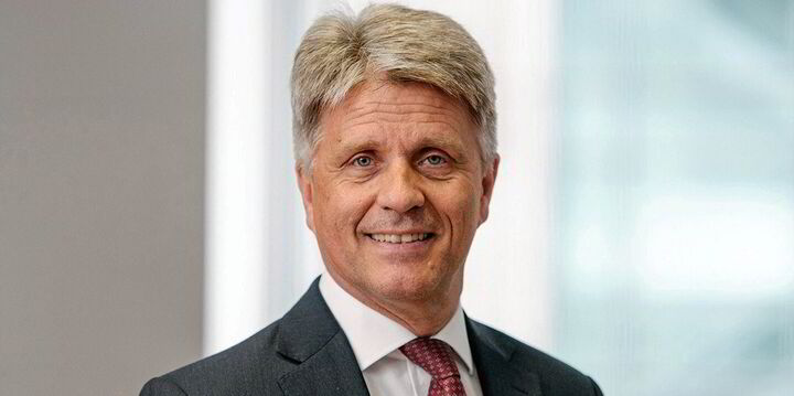 ‘Encyclopaedic knowledge’: Renowned WFW legal eagle Nigel Thomas ...