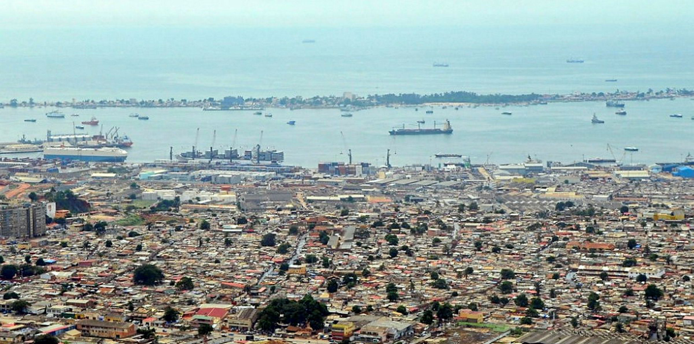 Beware the white skiff: Pirate approach reported off Angola | TradeWinds