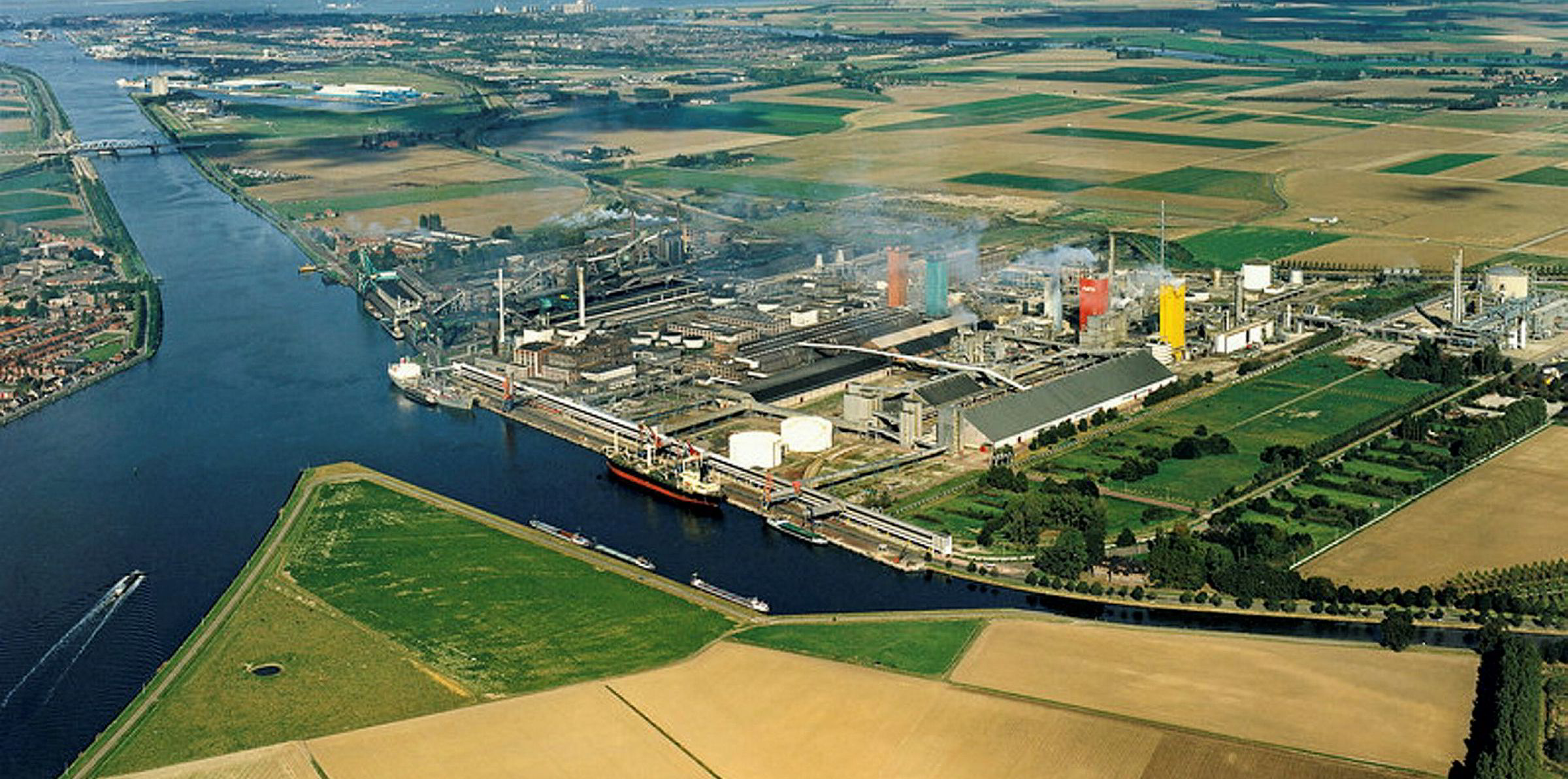 Orsted plans huge hydrogen electrolyser to tap offshore wind for ... Orsted plans huge hydrogen electrolyser to tap offshore wind for ...