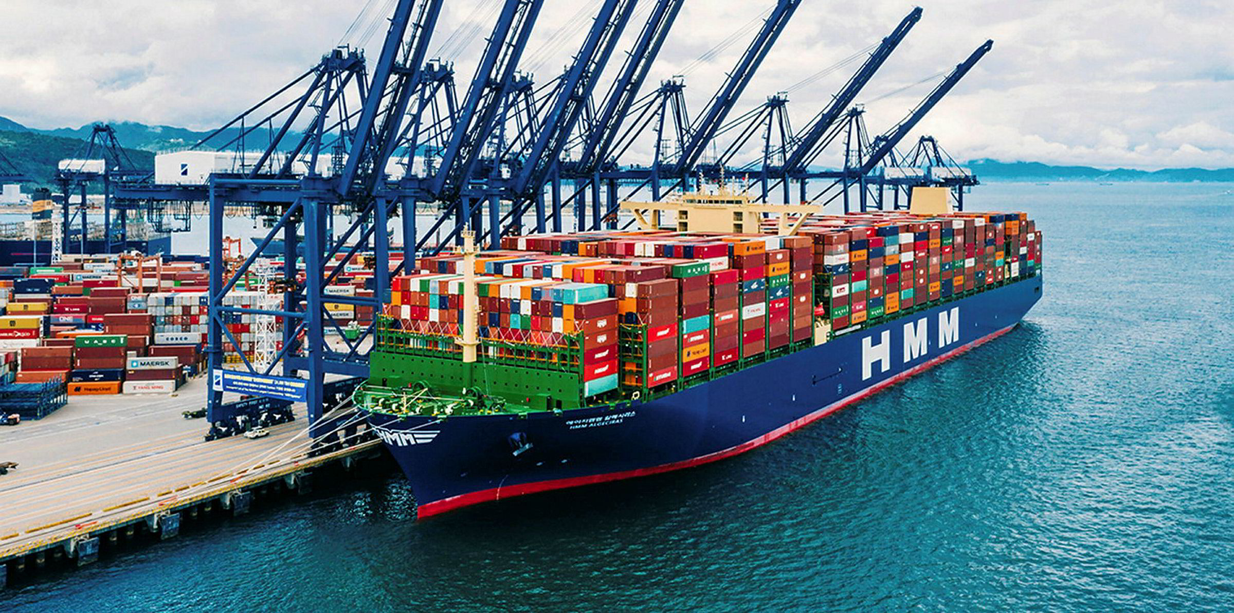 World's biggest boxship loads world's biggest cargo | TradeWinds