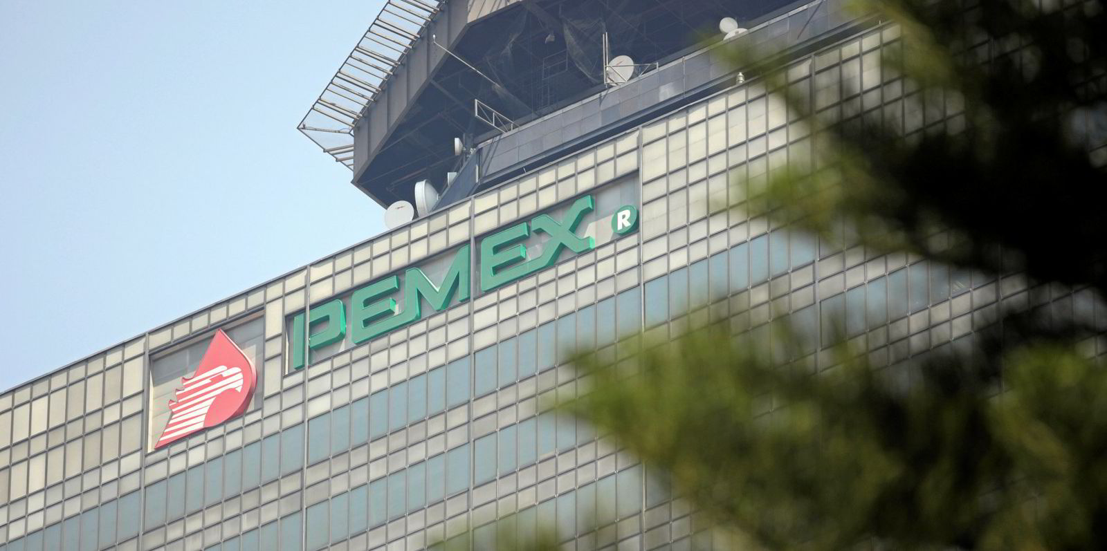 Pemex readies drilling spree at Mexico shallow-water oilfield ...