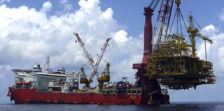 Heavy-lift vessel back in the game after 2020 boom collapse incident ...