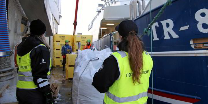 Flere tips om «gule lapper» førte til kontrolloffensiv i påska. – Mye ...