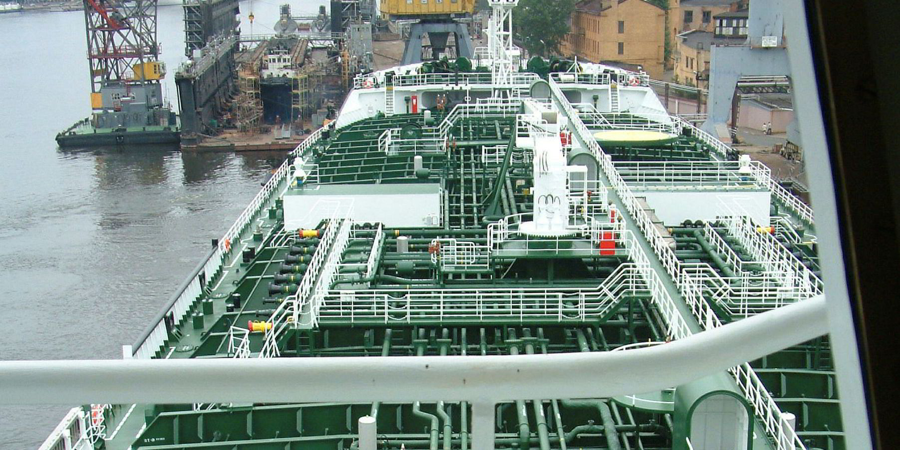 Glencore operator locks tankers into period deals | TradeWinds