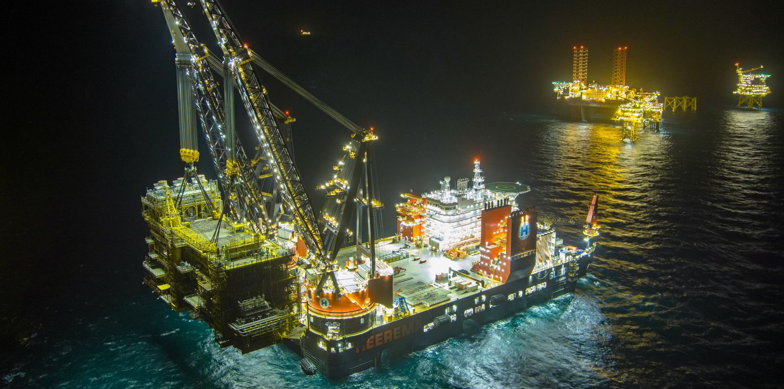 ‘World-record’ offshore lift puts final Tyra platform in position ...
