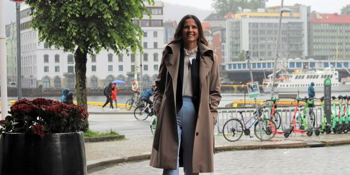 Linda Aase fratrer i Salmar – Frode Arntsen tar over: – Det riktige for ...