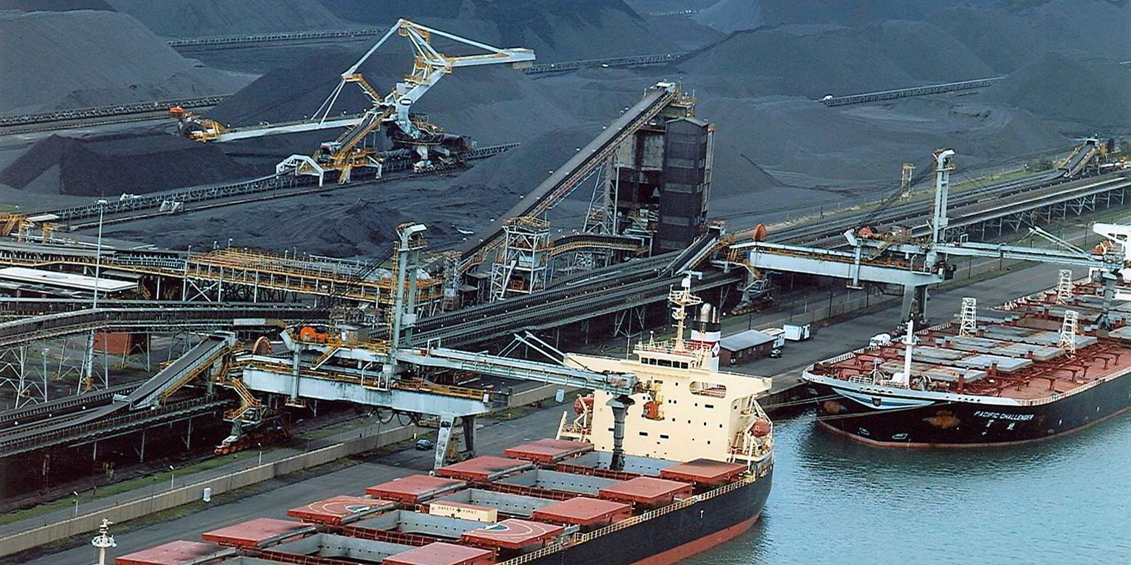 Coal shipping more a risk to climate not reputation, say bulker owners ...