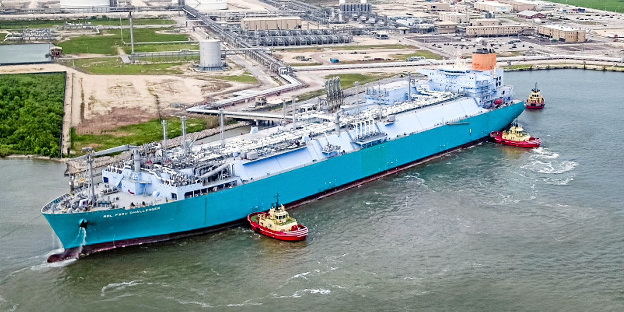 Vopak moves into shipowning by buying 50% stake in world's biggest FSRU ...