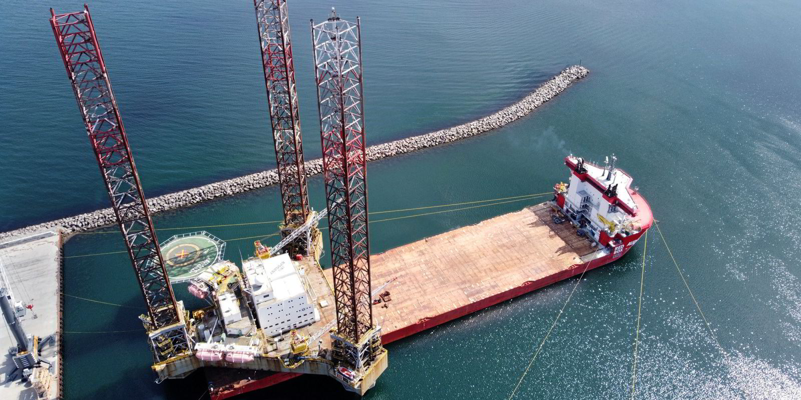 One of a kind: Red Box transits Northern Sea Route with jack-up rig ...