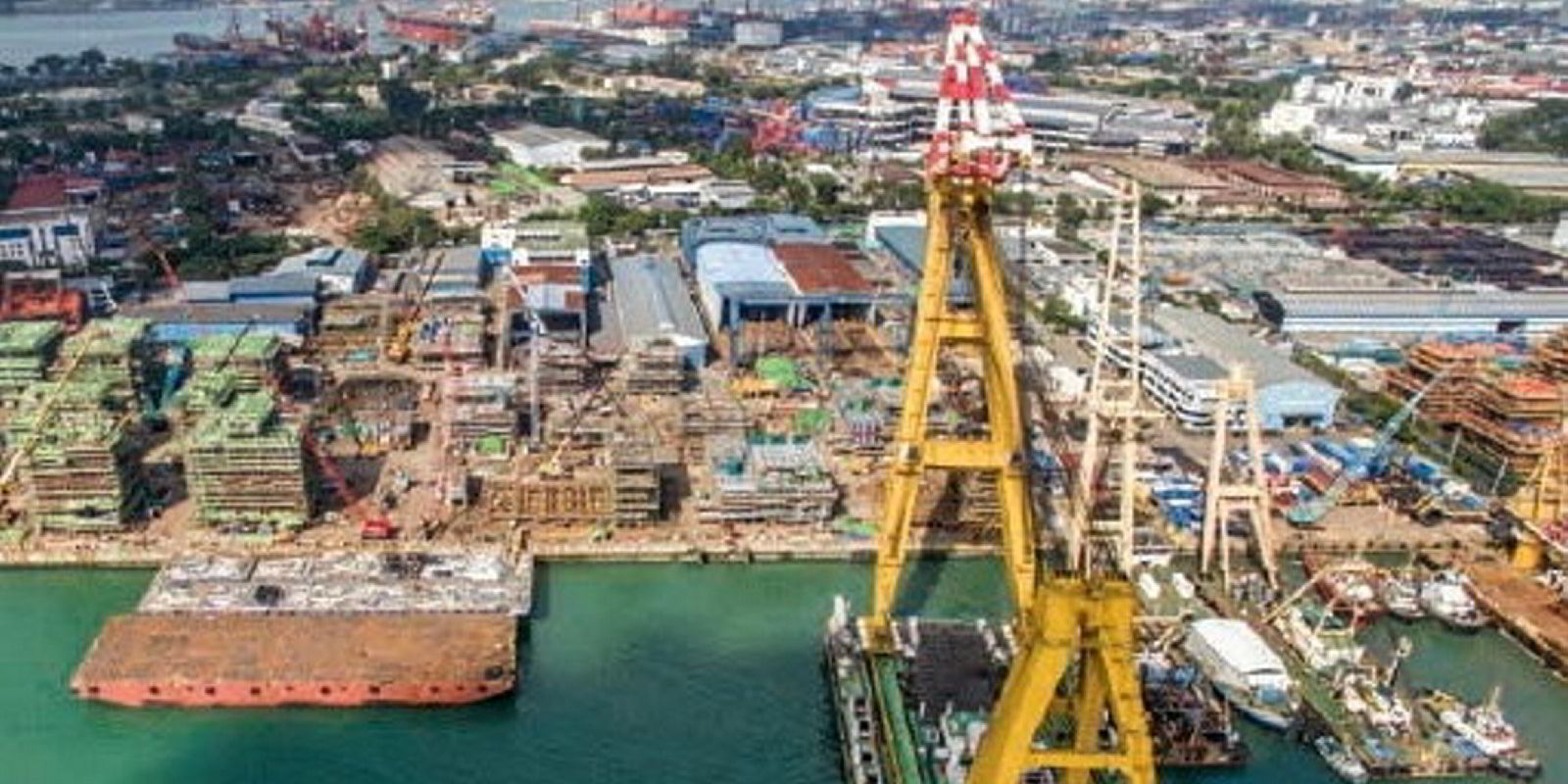 Singapore offshore builder wins new contracts and forms alliances ...