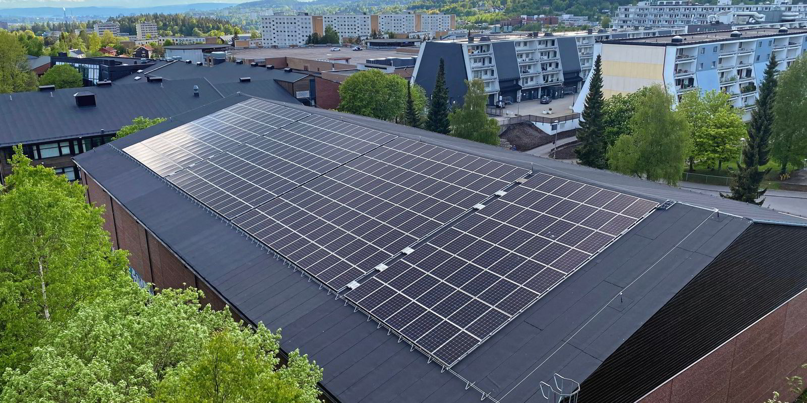 Stortinget: Kan være flertall for at gigantiske solcelle-anlegg slipper ...