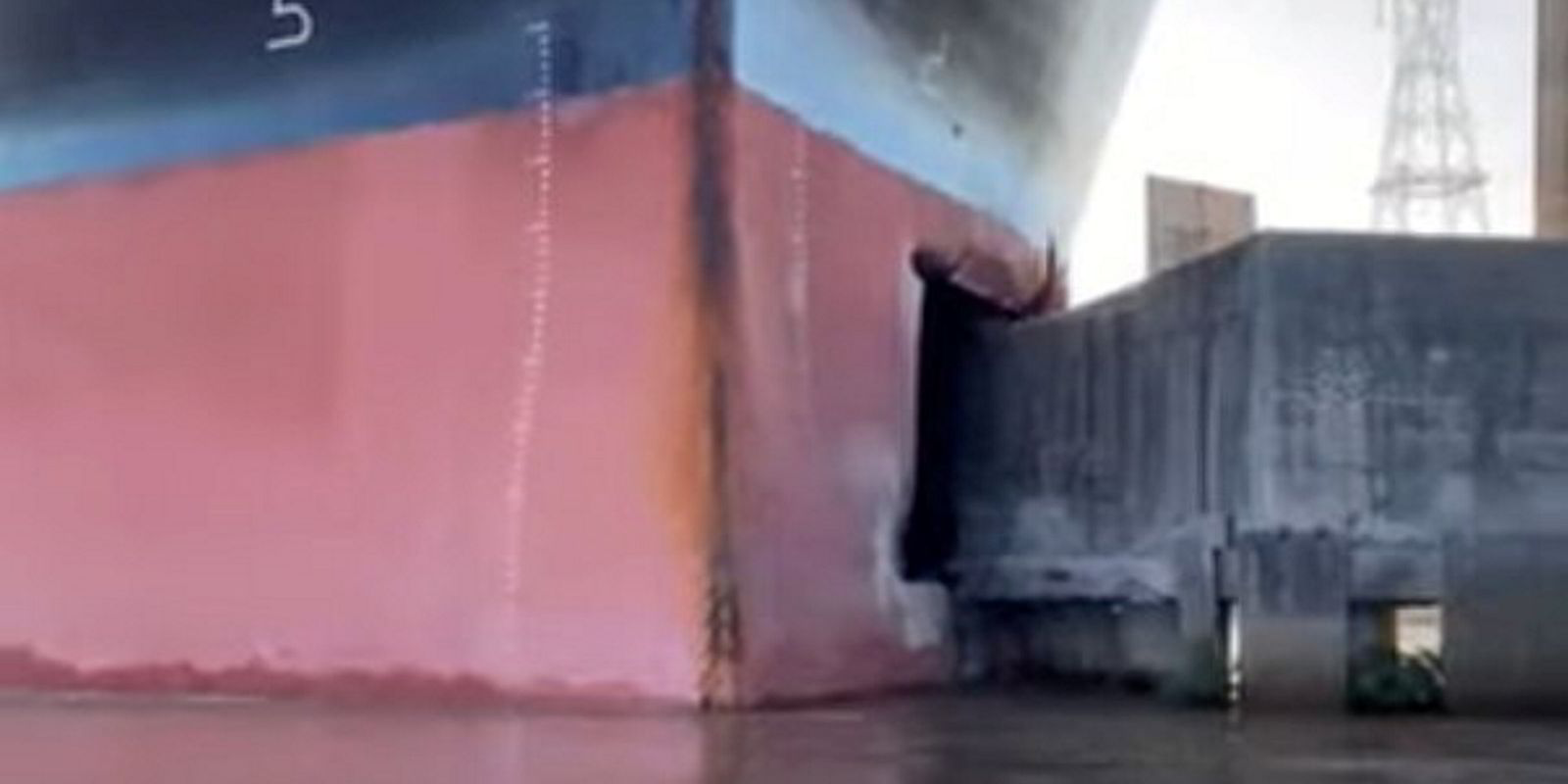 Video: Foremost Group bulker collides with bridge in Argentina ...