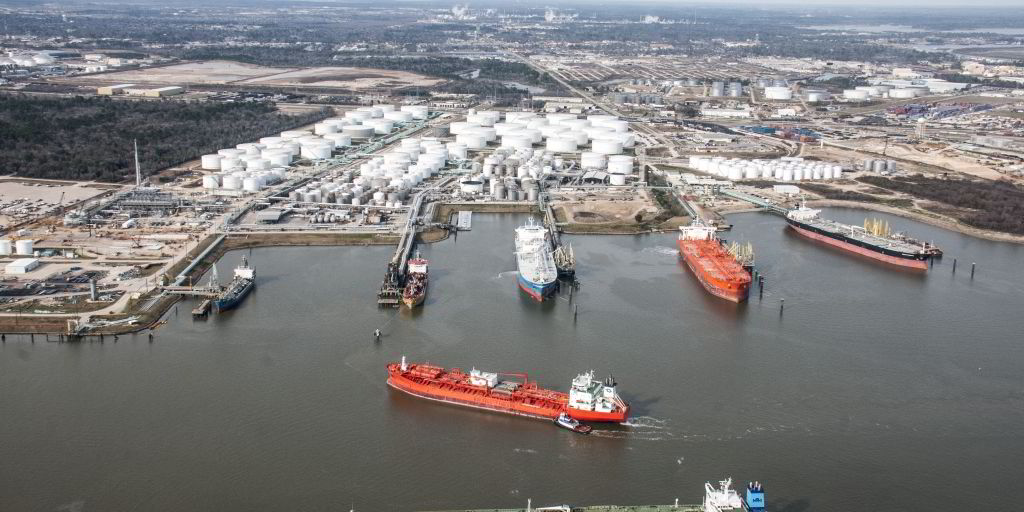 Enterprise begins start up of LPG dock | TradeWinds