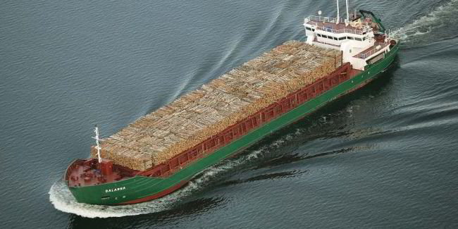Vessel drops timber | TradeWinds