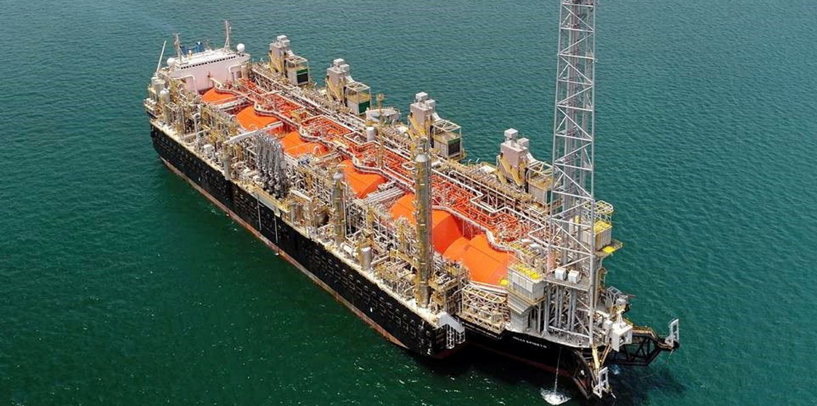 Golar LNG homing in on new FLNG project award in 2022 | TradeWinds
