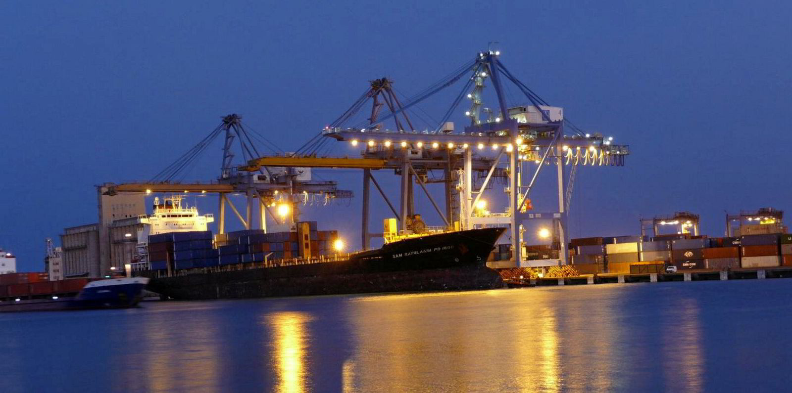 Plummeting cargo volumes from Houthi Red Sea attacks risk further ...