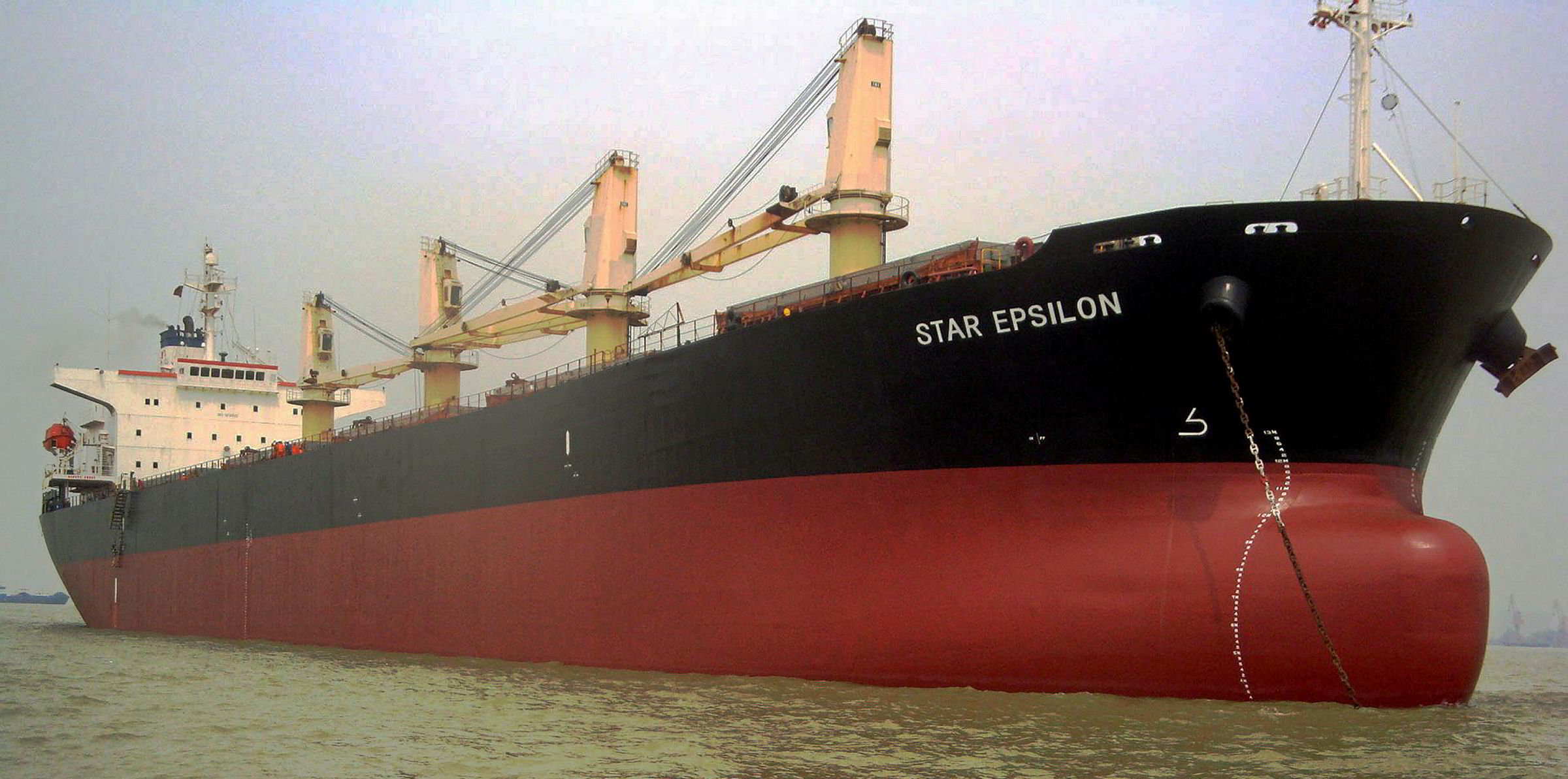 Star Bulk Carriers pushes ahead with clear-out of old tonnage | TradeWinds