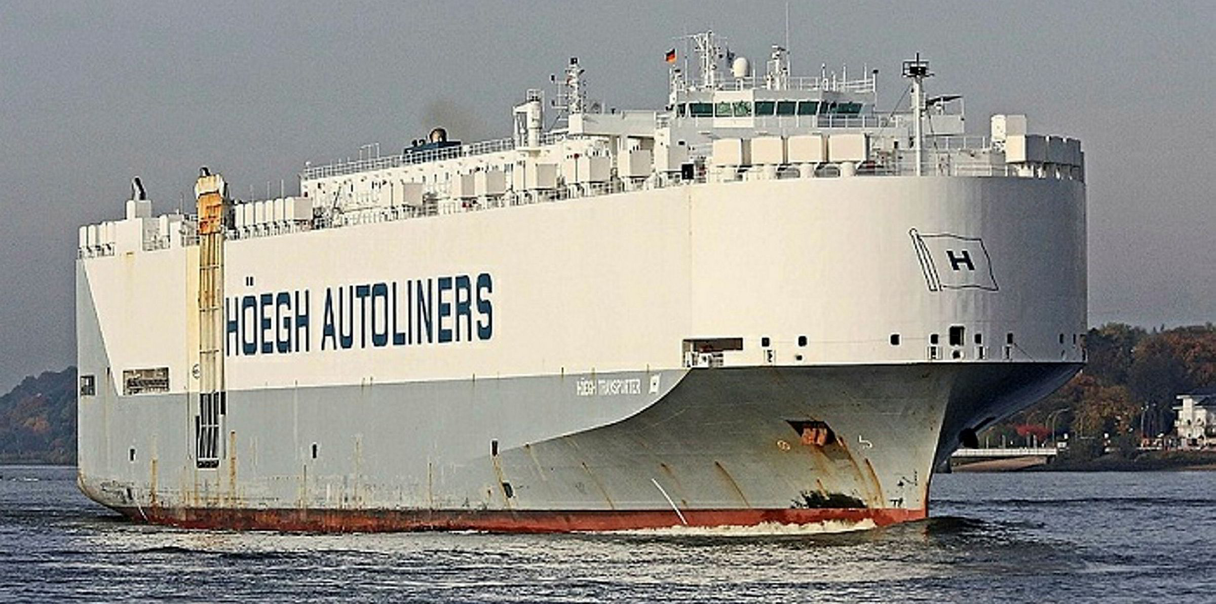 Hoegh PCTC falls foul of UK port state control | TradeWinds