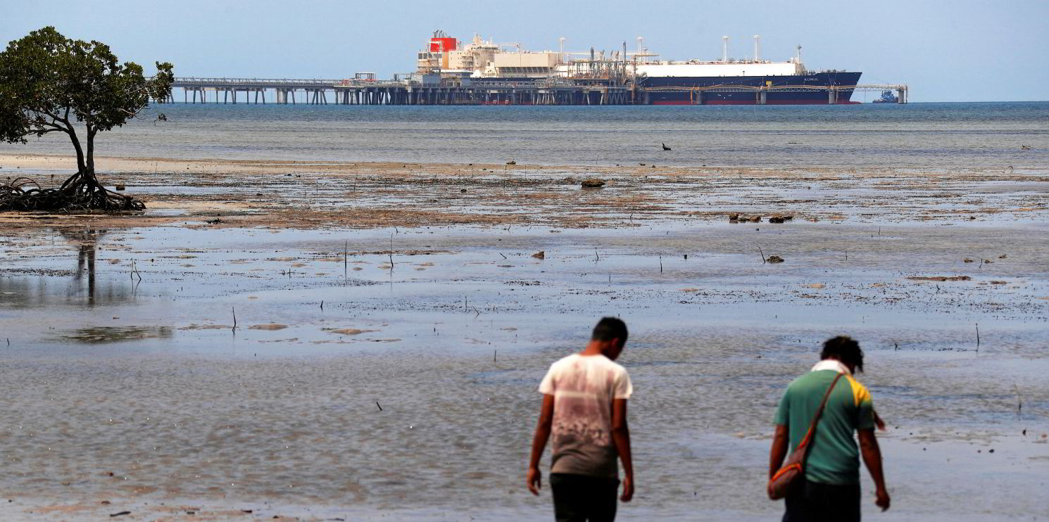 Nasdaq debutant plots LNG barge project to power Papua New Guinea ...