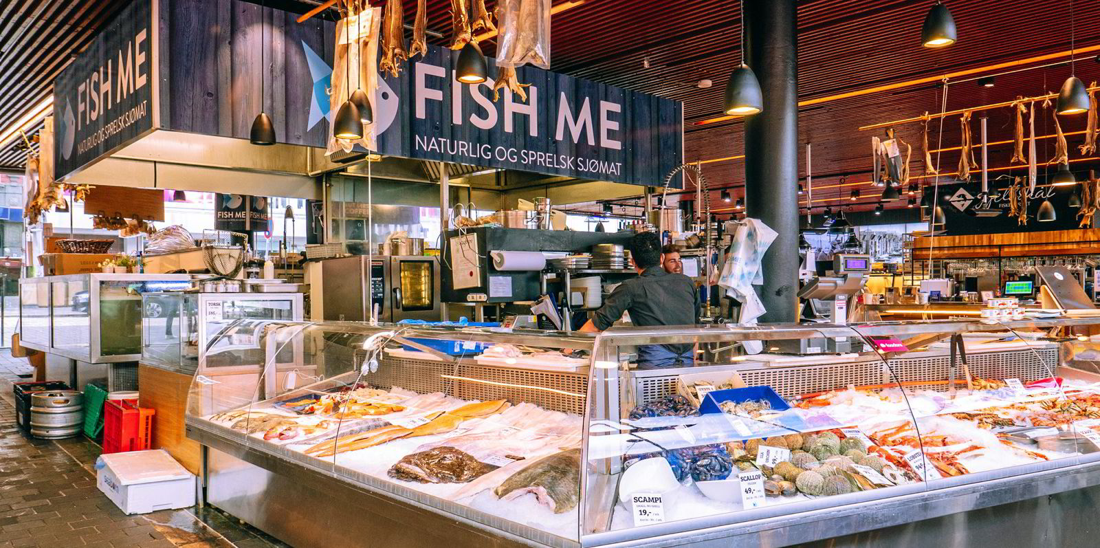 Norway farmed salmon prices marginally down, but getting larger ...