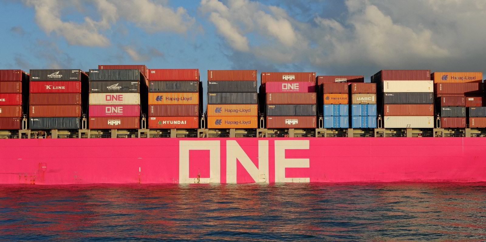 ONE container ship to resume service after box collapse | TradeWinds